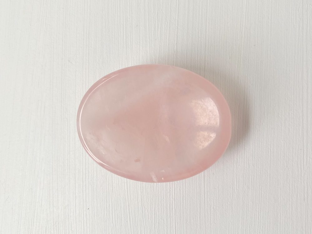 Rose Quartz Worry Stone - Earthsynergy webstore